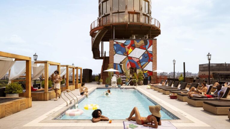 #1 Williamsburg Rooftop Bar (New York) | ART Rooftops